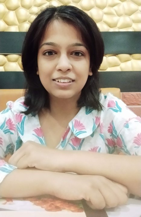 Manya - Mathematics, Physics, Chemistry tutor - NiceTutor Manya - Mathematics, Physics, Chemistry tutor - NiceTutor